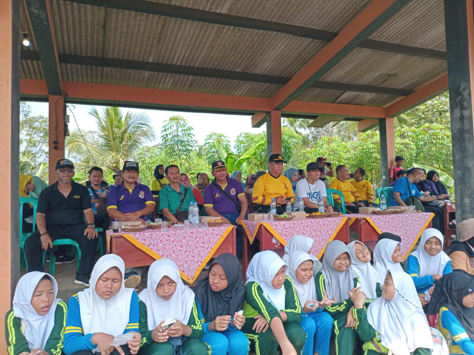 PGRI Cimaragas Rayakan HUT Ke-79 dengan Jalan Sehat dan Lomba ...