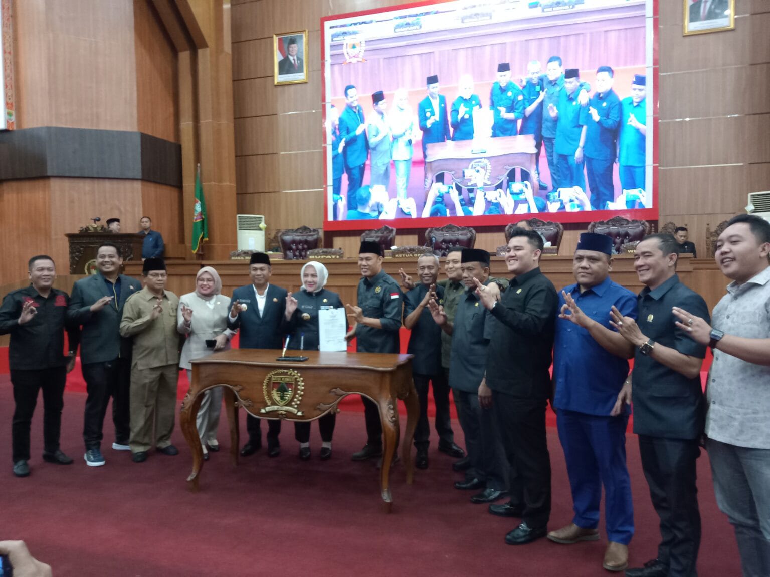 Tetapkan Rekomendasi LKPJ 2024, Ketua DPRD Musi Rawas Pimpin Rapat Paripurna - GARUDA NUSANTARA